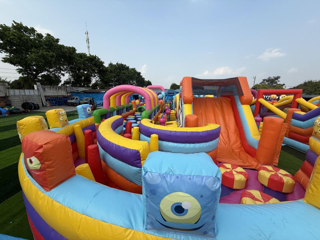 Custom Inflatable Theme Park: Giant Monster Design Solutions